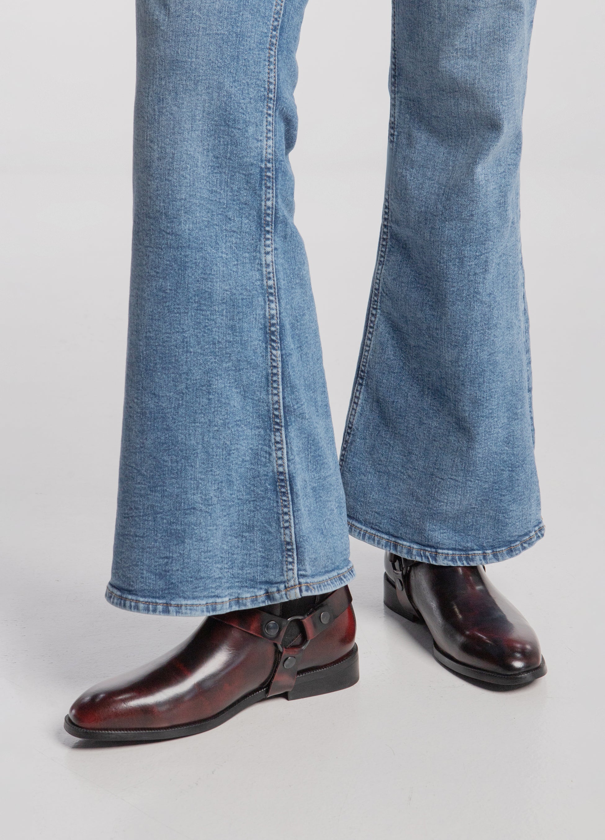 Botas chelsea fabricadas en piel color vino para hombre | Thoro – THORO 650